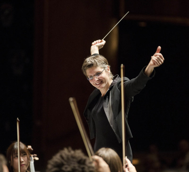 Chefdirigentin Elisabeth Fuchs - Philharmonie Salzburg